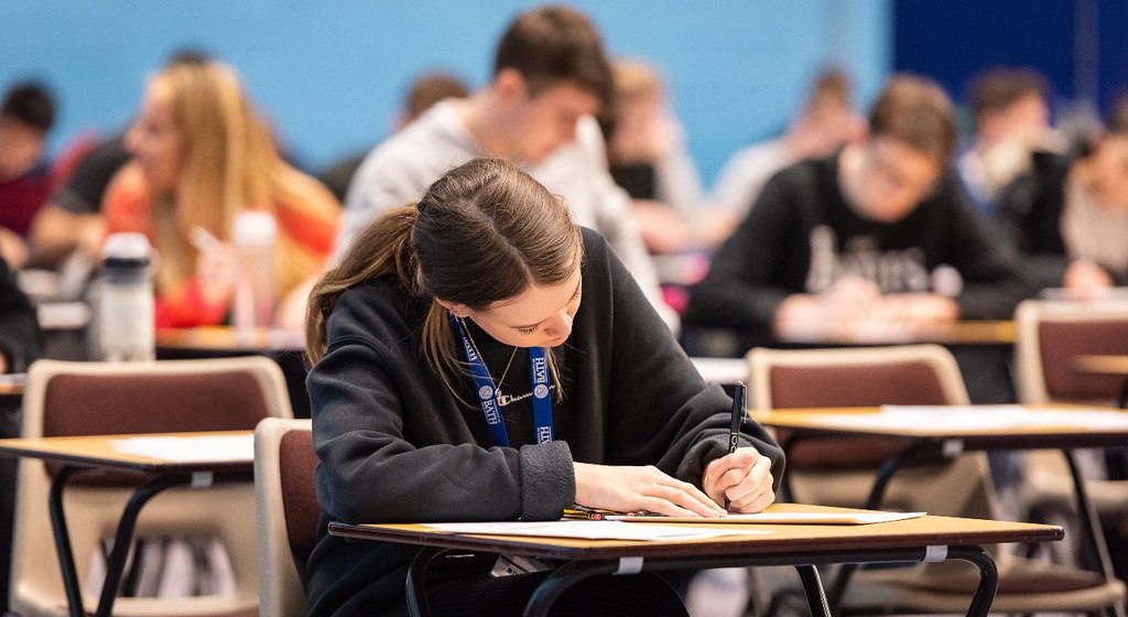 Datat e provimeve në universitet, sezoni i dimrit, 2024